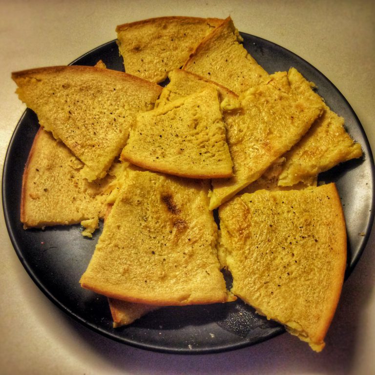 Socca revisitée : 8 recettes originales et vegan pour l'apéro